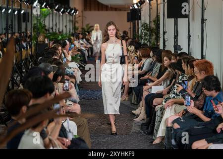 Tokio, Japan. August 2024. Fashion Runway Model, 29. August 2024 - Tiit ...