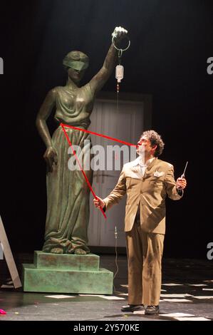 Edgar Eckert bei der Fotoprobe zum Theaterstück Prozess im Maxim Gorki Theater. Berlin, 19.09. ...