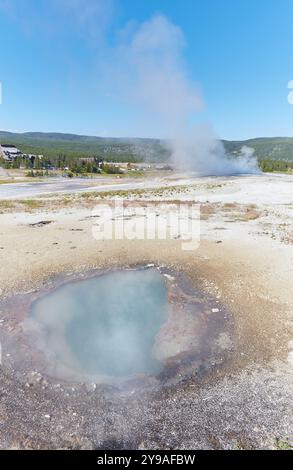 Das Upper Geyser Basin beherbergt 150 Geysire auf einer Quadratmeile ...