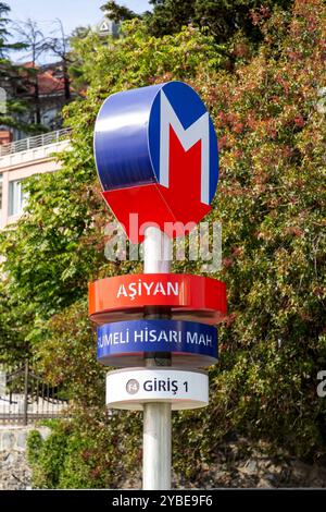 Istanbul, Turkiye – 14. Oktober 2024: Werbespot von Ekrem Imamoglu, dem ...