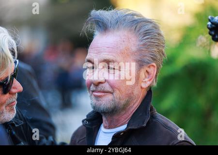 Bloomington, Usa. Oktober 2024. Rockstar und Singer-Songwriter John ...