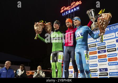 AMSTERDAM - Sieger Homme de Groot mit Jordy van Workum im zweiten und ...