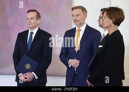 07. November 2024, Berlin: Volker Wissing (l), Bundesminister für ...