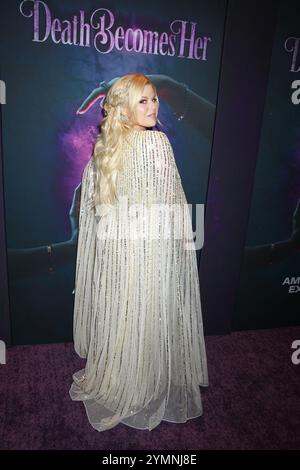 Ny. November 2024. Megan Hilty bei Arrivals for DEATH WIRD IHRE ...