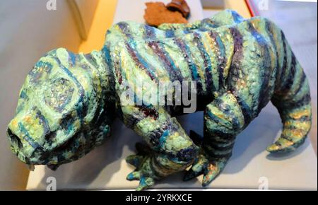 Modell eines Rhynchosaurus (Schnabeleidechse); eine Gattung von ...