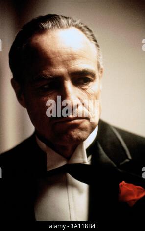 DER PATE (1972) JAMES CAAN, MARLON BRANDO, AL PACINO, JOHN CAZALE GODF ...