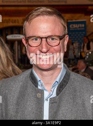 München, 58. Schwabinger Fischessen im Münchner Hofbräuhaus, als ...