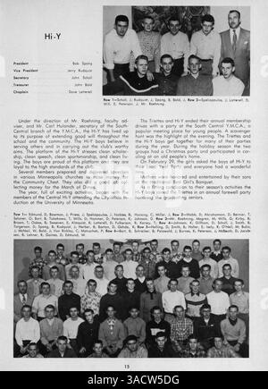 Das Jahrbuch „Centralian“ 1952 zeigt Schüleraktivitäten, Lehrkräfte, Sport und ...