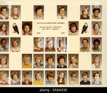 Das Jahrbuch 1977 Tuttle Elementary enthält Fotos, die während des ...