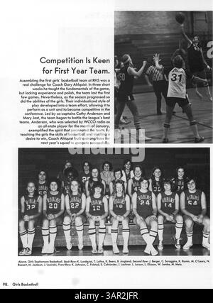 Das Jahrbuch „Robin 76“ fasst die Höhepunkte des Jahres 1975-1976 der ...