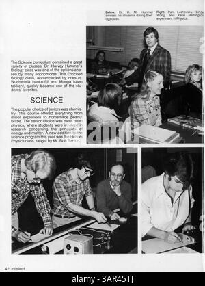 Das Robbinsdale High School Yearbook 1981 mit dem Titel „Robin June ...