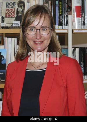 Eva von Angern die Linke, Sachsen-Anhalt - Ministerpräsident Dr. reiner ...