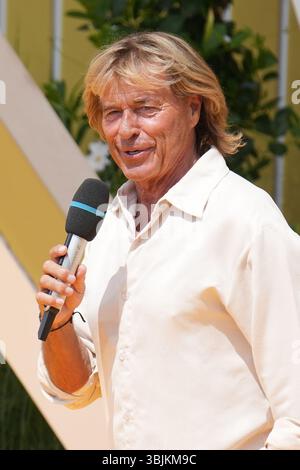 Hansi Hinterseer in der ARD-TV-Show immer wieder Sonntags im Europa-Park. Rust, 24.08.2025 ...