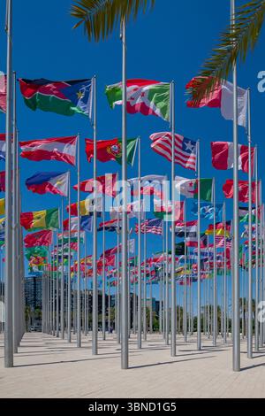 Flaggen , Fahnen der Länder der Welt, Flaggenplatz, Doha Katar, Orient ...