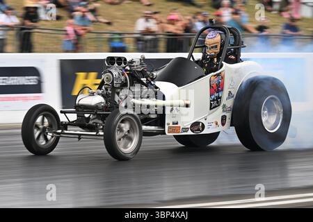 Aaron Windridge, T Bucket, TIKIT, Supercharged Outlaws, mit einer Art ...