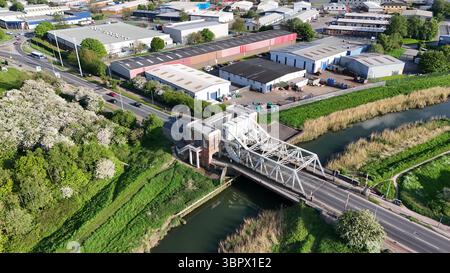 Blick aus der Vogelperspektive auf die Sutton Road Bridge, Scherzer ...