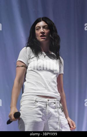 Der neuseeländische Sänger und Songwriter Lorde tritt beim Sziget ...