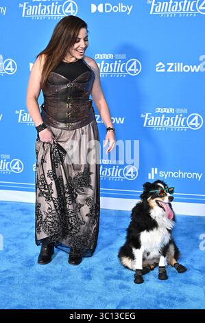 Desiree Rincon mit Hund Sydney bei der Weltpremiere des Kinofilms The ...