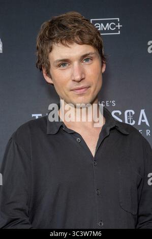 Nicholas Denton bei der AMC Anne Rice s Talamasca und Interview mit der ...