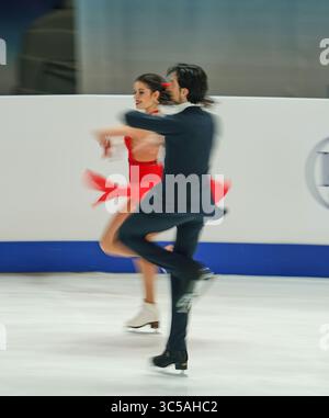 Jasmine Tessari und Francesco Fioretti aus Italien in Aktion beim Ice ...