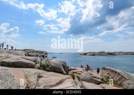 Smoegen, schweden, 22. juli 2025, Schiff im Hafen *** smoegen, schweden ...