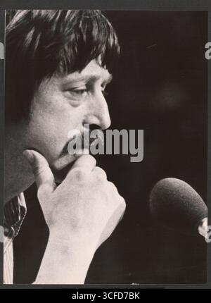 Köln - der Liedermacher Wolf Biermann und die Schauspielerin und ...