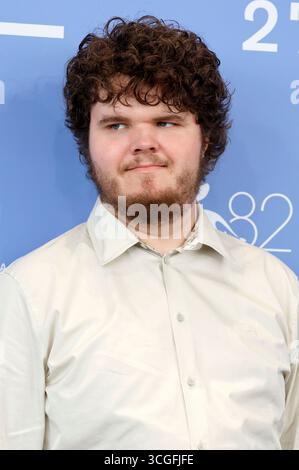 Aidan Delbis beim Photocall zum Kinofilm 'Bugonia' auf der Biennale di ...