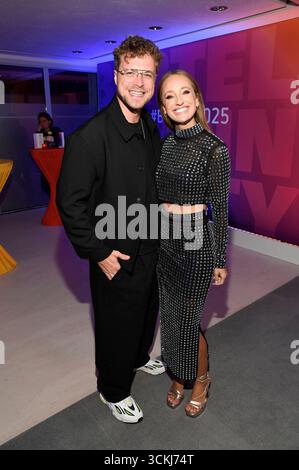 Tomek Borowka und Laura Dahm bei der Bertelsmann Party 2025 in der ...