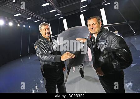 Modell der Drohne, Praeentation des neuen Luftverteidigungssystems CA-1 ...