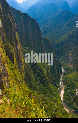 Blick auf Machu Picchu Umgebung von Huayna Picchu Trail Peru ...