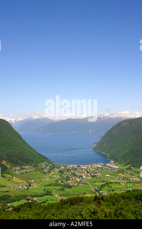 Die Stadt Vik und der Sognefjorden, Norwegen Stockfotografie - Alamy