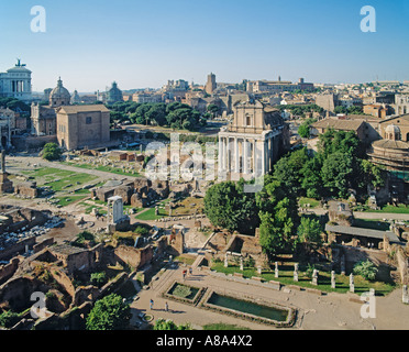 Rom, Italien. Überblick über das Forum Romanum. Das Forum ist Teil des ...