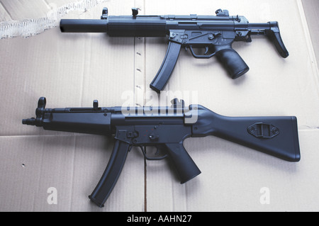 eine Polizei Heckler und Koch mp5 Sturmgewehr mit Kugeln und ammuntion ...