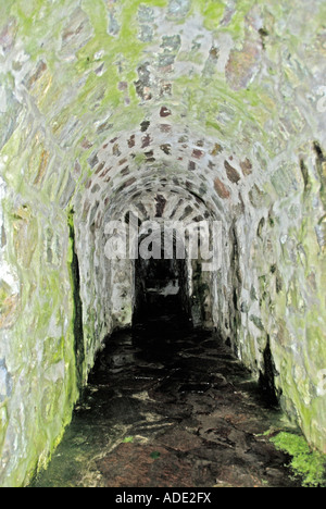 Das Denkmal des Brunnens der Sieben Köpfe von Loch Oich in Schottland ...