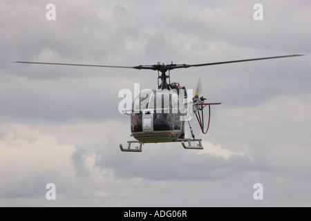 Aerospatiale SE-313B Alouette 11 HA-PPC Hubschrauber während des Fluges ...