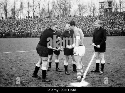 Fußball, Bundesliga, 1964/1965, FC Schalke 04 gegen Meidericher SV 1:2 ...