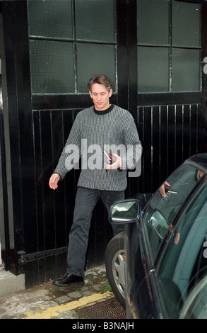 Der ehemalige englische Rugby-Kapitän will Carling und seine Freundin ...