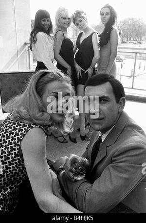 Eleanor Connery Ehefrau von Neil Connery Schauspieler Bruder Sean ...