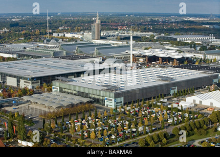 Deutschland, Niedersachsen, Hannover, VW Werk, Produktion, Roboter ...