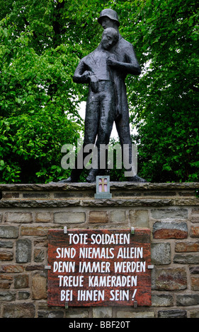 Deutscher Windhund Kriegsdenkmal errichtet von Veteranen der 116 ...