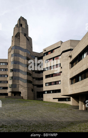 Das Rathaus von Bergisch Gladbach Bensberg, Architekt Gottfried Boehm ...