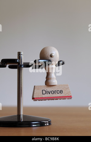 Symbolbild Scheidung - symbolisch für Scheidung Stockfotografie - Alamy