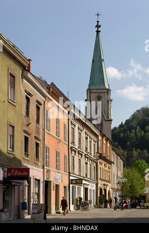 Celje, Altstadt, Galvni Trg - Hauptplatz, Pest-Denkmal, typische ...