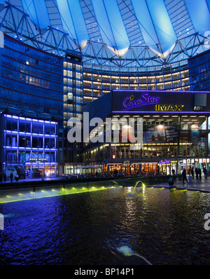 IMAX-Kino, Sony Center, der Potsdamer Platz; Berlin; Deutschland ...