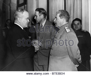 Konferenz von Jalta Februar 1945. Sitzend von Links: Winston Churchill ...