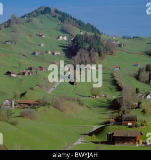 Appenzeller Bauernhöfen grünen Hügel Landschaft Wiesen Schweiz Europa ...