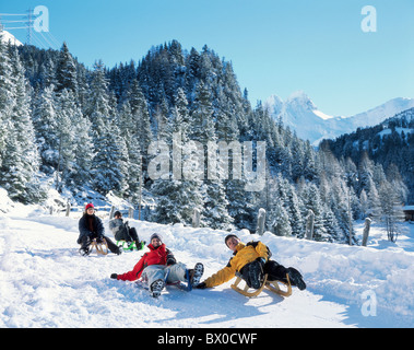 Graubünden Graubünden Gruppe lachen Preda-Bergün Schlittelbahn ...