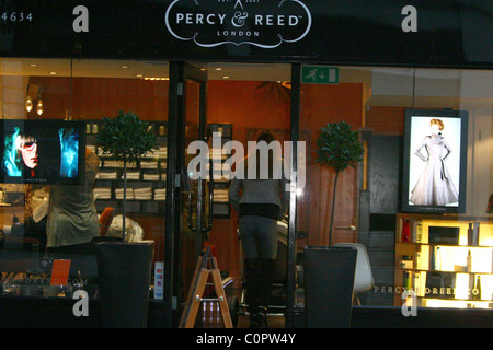 Noel Gallagher und langfristige Freundin Sara MacDonald, mit ihrem Sohn ...