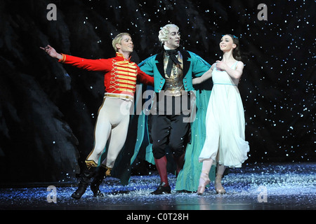Elizabeth Harrod als Clara, Sergei Polunin als Prinz der Nussknacker ...