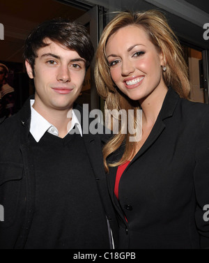 Hubie Davison und Rosanna Davison Irish-premiere von "Watchmen" statt ...